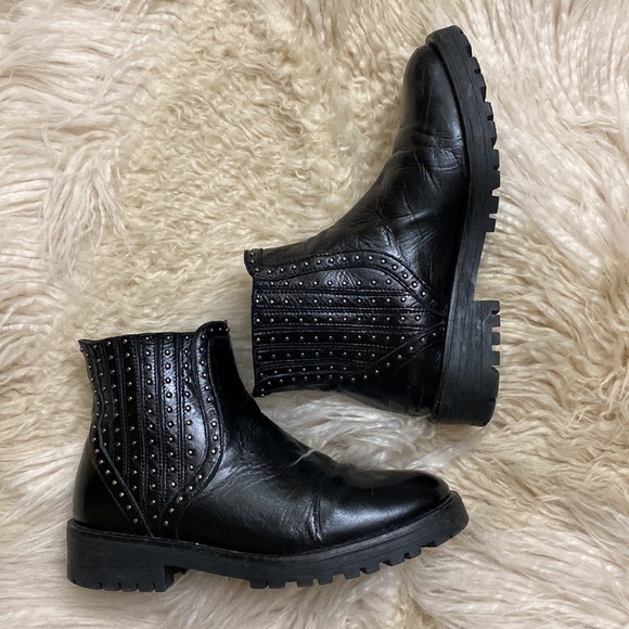 Zara | Shoes | Zara Studded Chelsea Boots | Poshmark